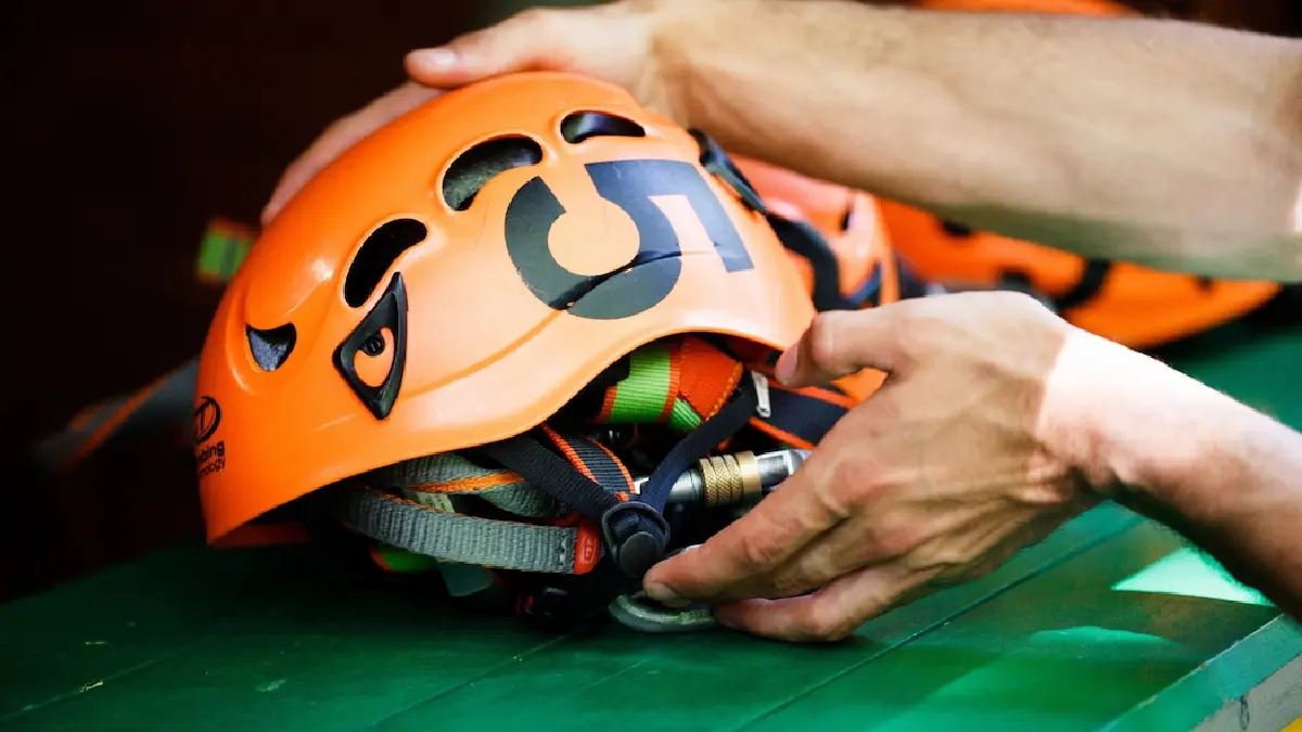 DIY Helmet Customization: How to Make Your Kid’s Helmet Unique - Headzup