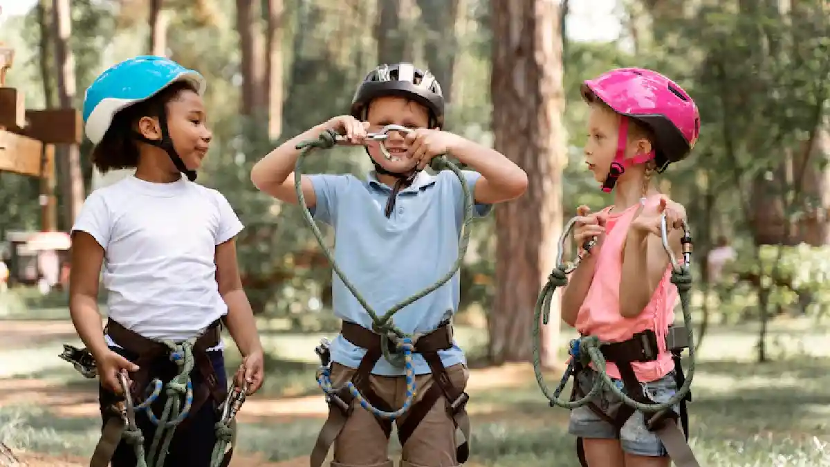 Top 10 Outdoor Activities for Kids Make Them Ditch the Screen - Headzup